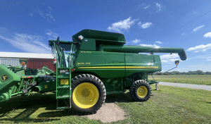 SOLD - 2010 John Deere 9670 STS Combines with 2,893 Hrs | Tractor Zoom