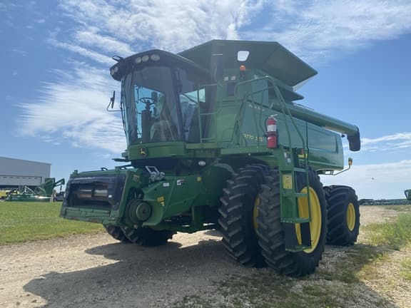 2010 John Deere 9770 STS Combines Class 7 for Sale | Tractor Zoom
