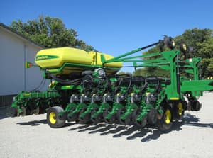 SOLD - 2010 John Deere DB44 Stock No. 449165 Planting with 24 Rows ...