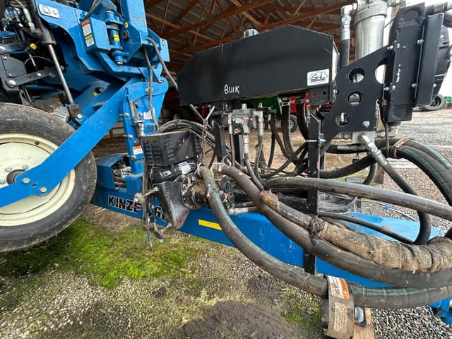 2010 Kinze 3660 Lot No. 4601 Planting For Sale with 16 Rows | Tractor Zoom