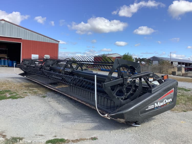 2010 MacDon FD70 Harvesting Headers - Platform for Sale | Tractor Zoom