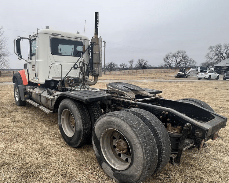 2010 Mack GU713 Other Equipment Trucks for Sale | Tractor Zoom