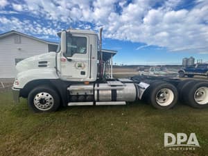 2010 Mack CXU613 Lot No. 366 Other Equipment For Sale with 396,000 mi ...