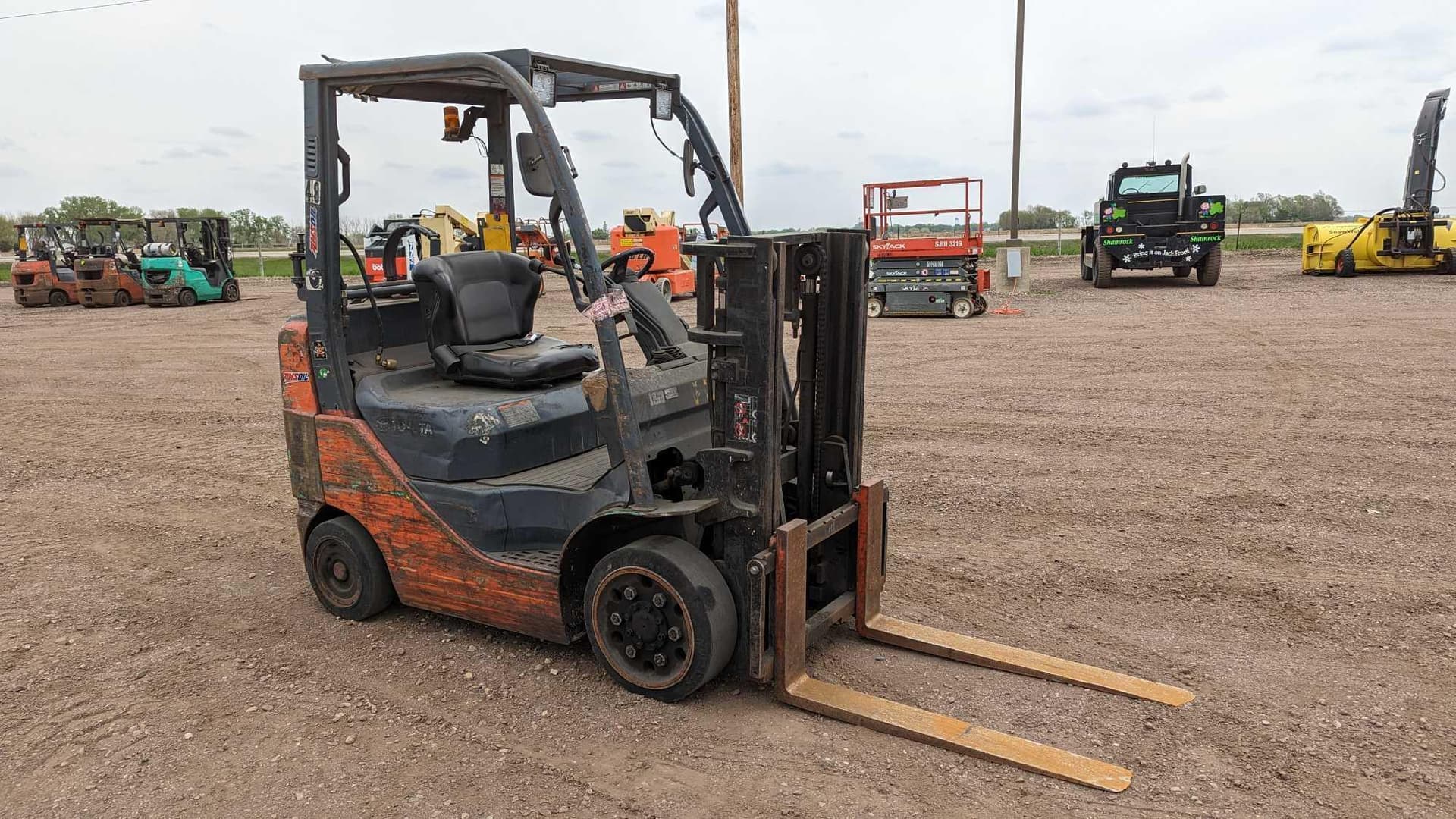 2010 Toyota 8FGCU25 Construction Forklifts for Sale | Tractor Zoom