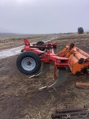 SOLD - 2010 Tufline 7 Shank Ripper Tillage Stock No. 3922459 | Tractor Zoom