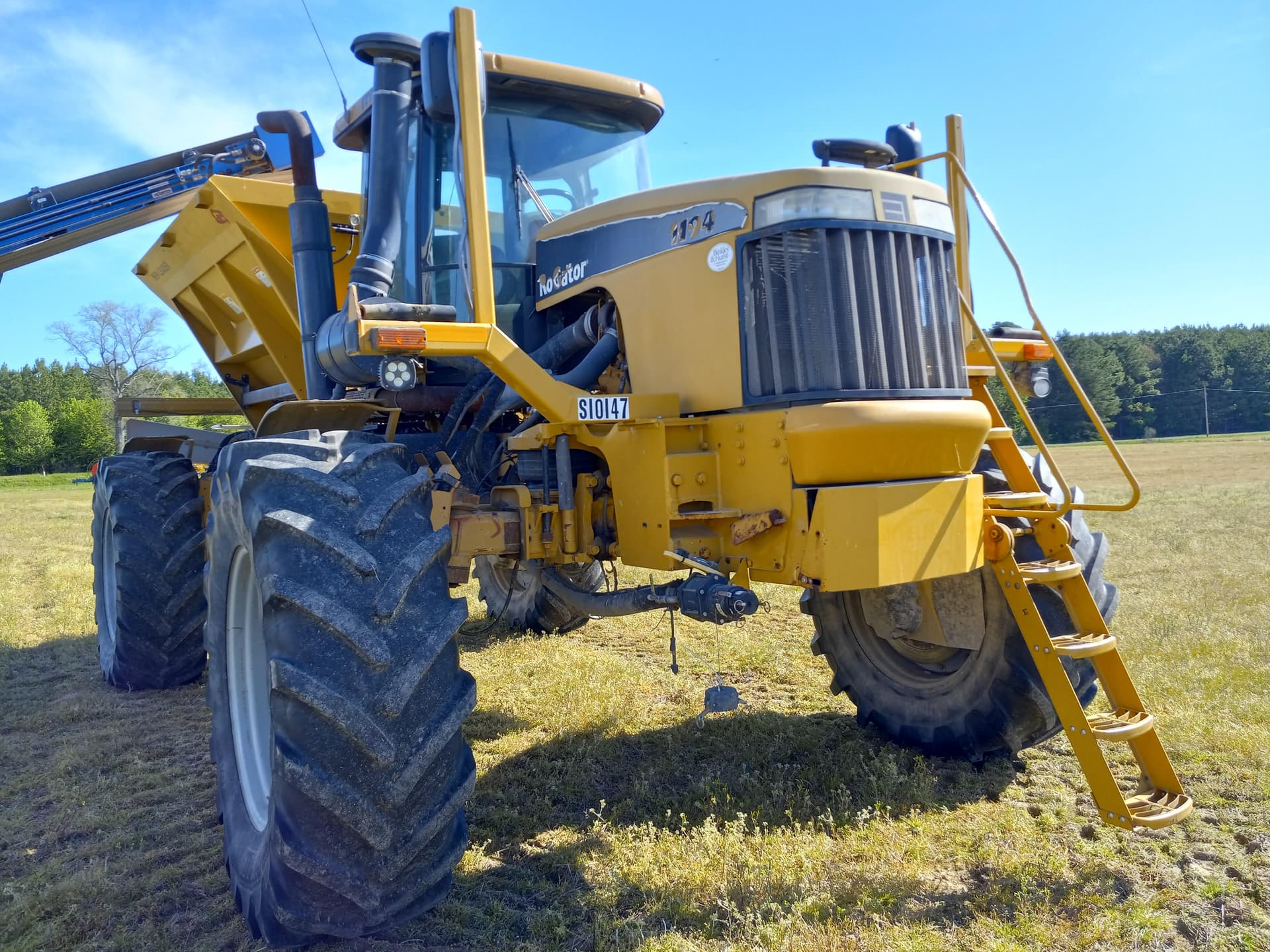 2011 Ag-Chem RoGator 1194 Chemical Applicators Fertilizer Applicators ...