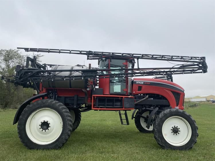 2011 Apache AS1020 Chemical Applicators Sprayers - Self Propelled for ...