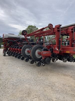 SOLD - 2011 Case IH 1250 Stock No. 1036426 Planting with 24 Rows ...