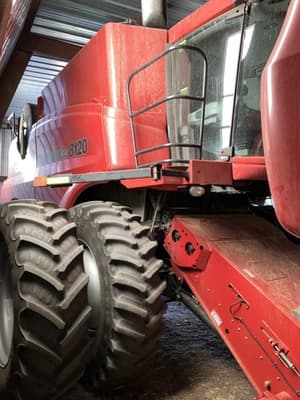 SOLD - 2011 Case IH 8120 Stock No. 115276 Combines with 2,291 Hrs ...