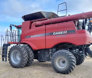 SOLD - 2011 Case IH 9120 Stock No. 23656W Combines with 3,392 Hrs ...