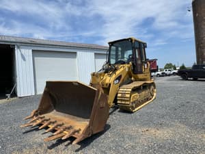SOLD - 2011 Caterpillar 953D Lot No. 367048 Construction with 5,965 Hrs ...