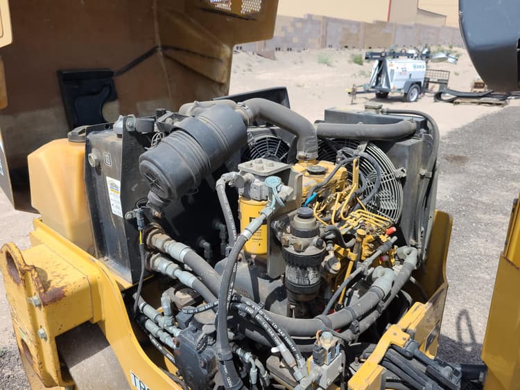 2011 Caterpillar CB24 Construction Drum Rollers for Sale | Tractor Zoom
