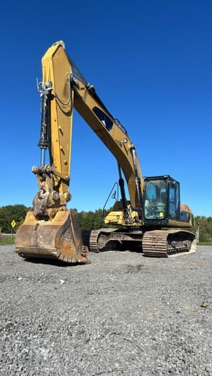2011 Caterpillar 329DL Lot No. 110 Construction For Sale with 7,909 Hrs ...