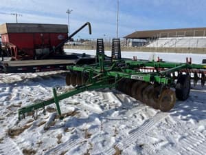 SOLD - 2011 Frontier DH1613 Lot No. 286 Tillage with 13 ft | Tractor Zoom