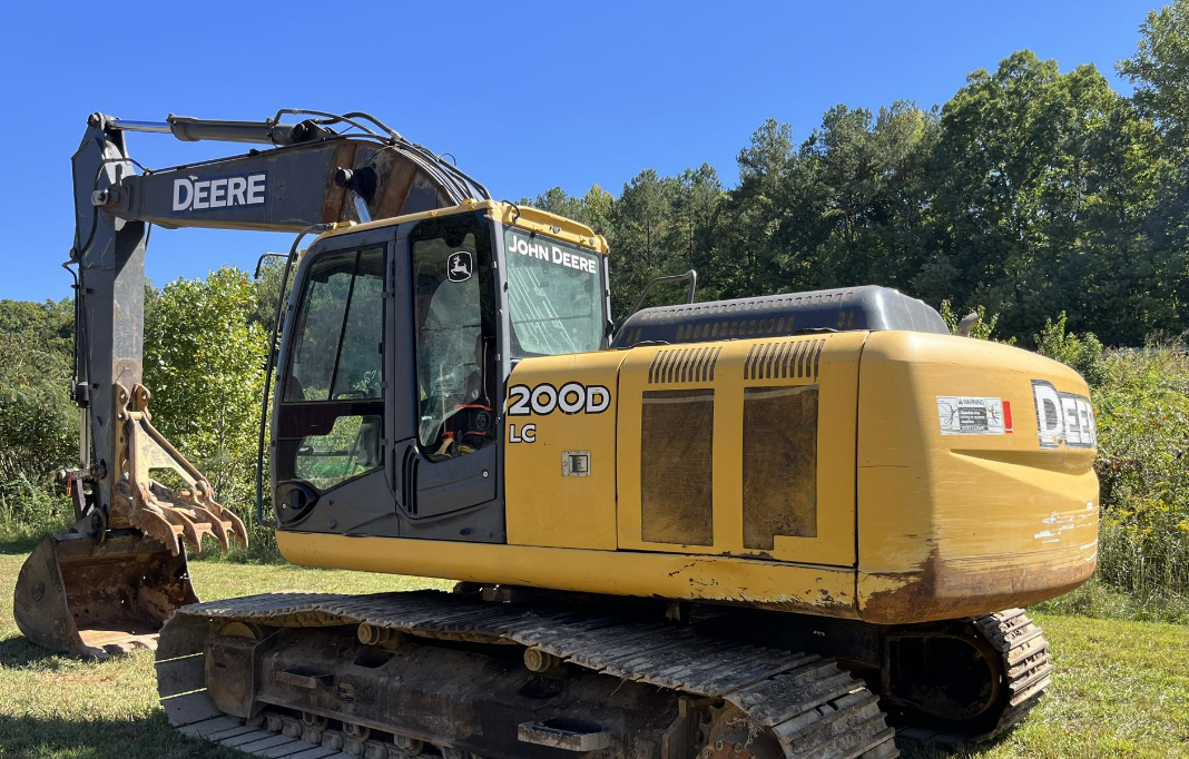 2011 John Deere 200D-LC Construction Excavators for Sale | Tractor Zoom