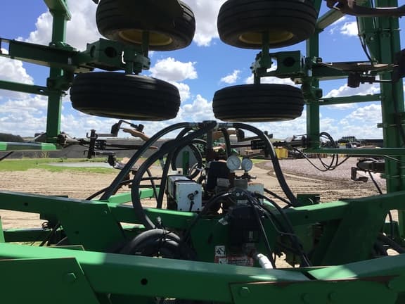 2011 John Deere 2410 Tillage Chisel Plows for Sale | Tractor Zoom
