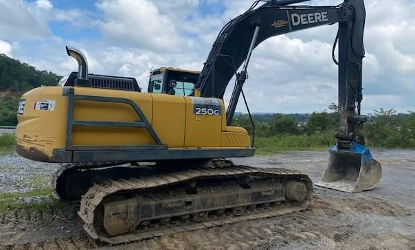 2011 John Deere 250G LC Construction Excavators for Sale | Tractor Zoom