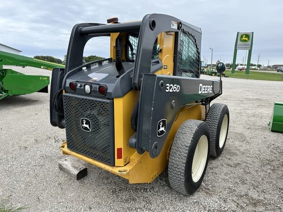2011 John Deere 326D Construction Skid Steers for Sale | Tractor Zoom