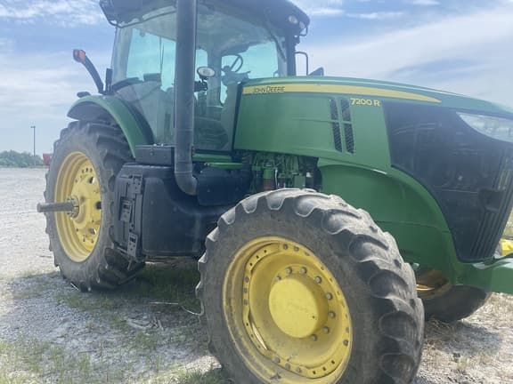 2011 John Deere 7200R Tractors 175 to 299 HP for Sale | Tractor Zoom