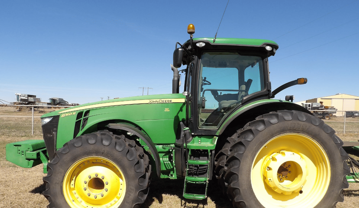 Tractor Zoom - 2011 John Deere 8360R