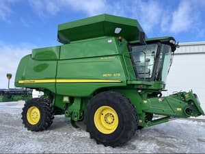 SOLD - 2011 John Deere 9570 STS Stock No. 28608 Combines with 2,904 Hrs ...