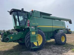 SOLD - 2011 John Deere 9670 STS Combines with 1,903 Hrs | Tractor Zoom