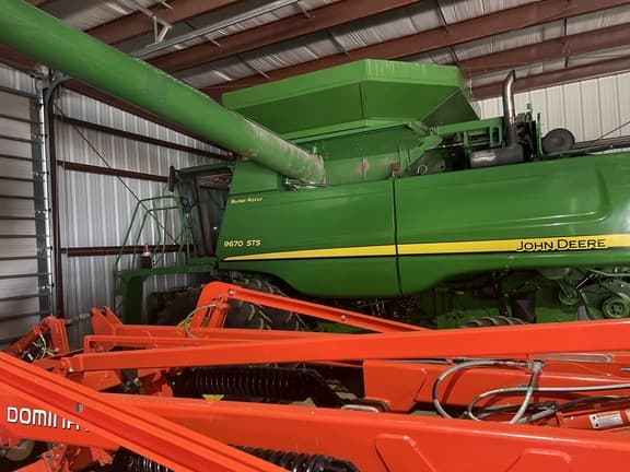 2011 John Deere 9670 STS Combines Class 6 for Sale | Tractor Zoom