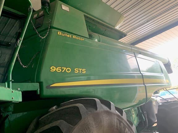 2011 John Deere 9670 STS Combines Class 6 for Sale | Tractor Zoom