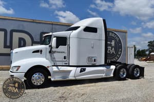 SOLD - 2011 Kenworth T660 Lot No. 37726 Other Equipment with 959,935 mi ...