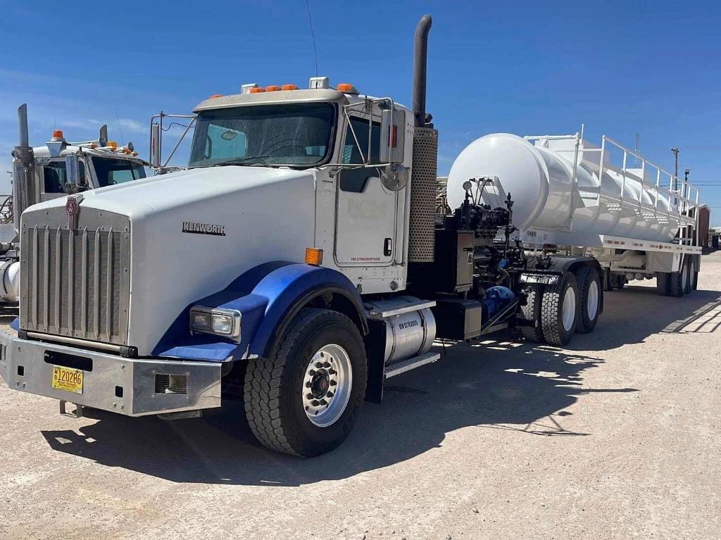 SOLD - 2011 KENWORTH T800 KILL TRUCK & TRAILER Other Equipment with ...