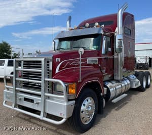 SOLD - 2011 Mack CHU613 Other Equipment with 633,693 mi | Tractor Zoom