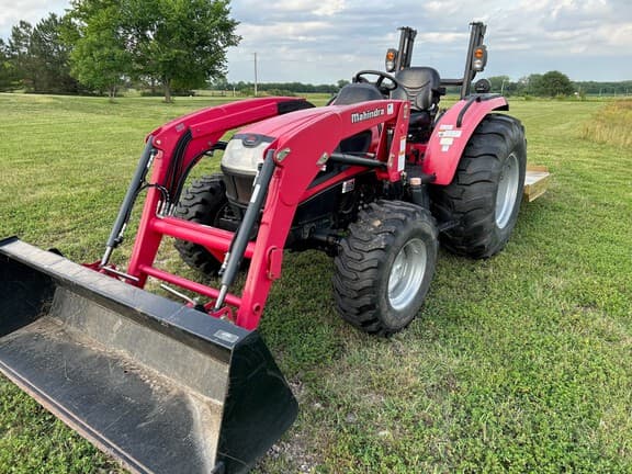 SOLD - 2011 Mahindra 4035 Tractors 40 to 99 HP | Tractor Zoom