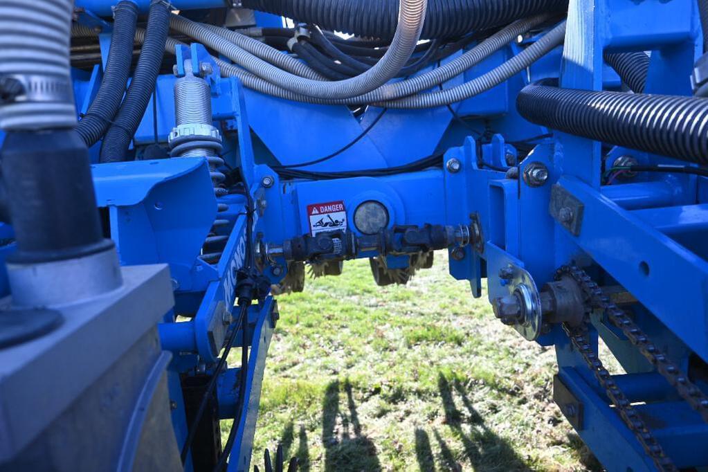 Tractor Zoom - 2011 Monosem NG Plus-4