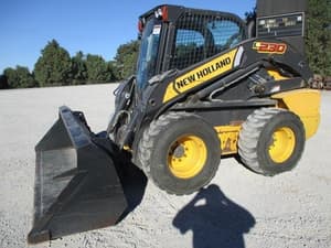 2011 New Holland L230 Stock No. 27885 Construction For Sale with 3,730 ...