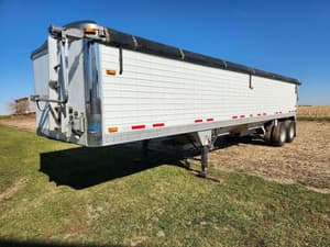 SOLD - 2011 Timpte Super Hopper Ag Trailers with --- Ft | Tractor Zoom
