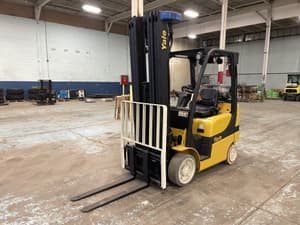 SOLD - 2011 Yale GLC050 Lot No. 5558 Construction with 10,041 Hrs ...