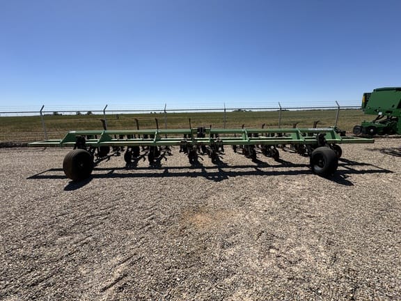 SOLD - 2012 Bigham Brothers Super Duty Strip Till Stock No. 263732 ...