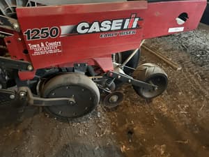 SOLD - 2012 Case IH 1250 Stock No. 62729 Planting with 12 Rows ...