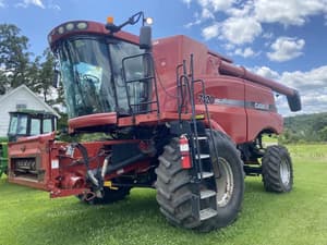 2012 Case IH 7120 Lot No. 2636 Combines For Sale with 5,729 Hrs ...
