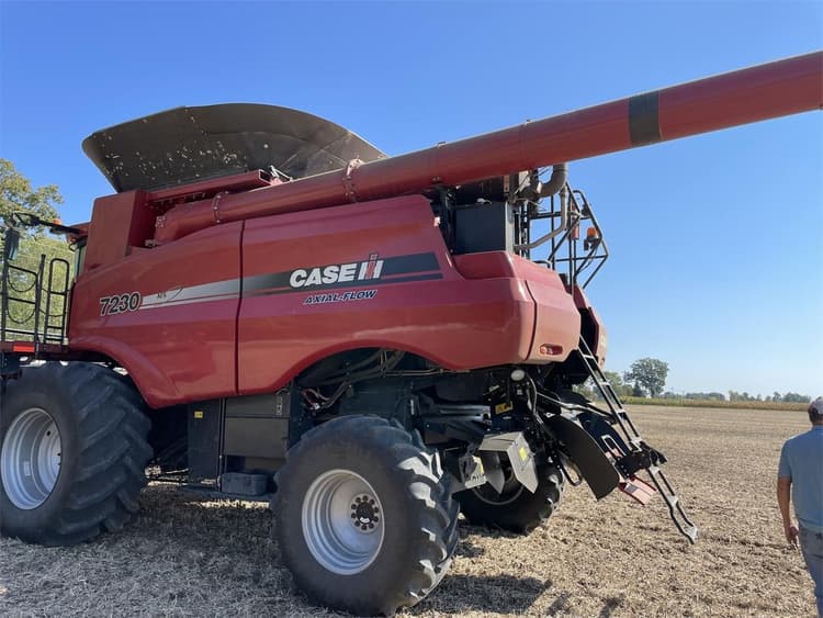 2012 Case IH 7230 Combines Class 7 for Sale | Tractor Zoom