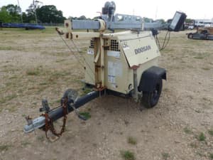 SOLD - 2012 DOOSAN PORTABLE POWER LIGHT TOWER Construction with 6,080 ...