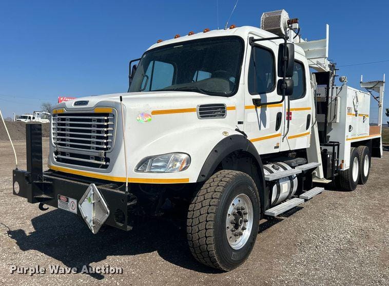 2012 Freightliner M2 Business Class