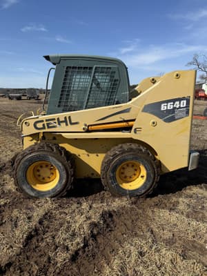 SOLD - 2012 Gehl 6640 Lot No. 24 Construction with 2,700 Hrs | Tractor Zoom