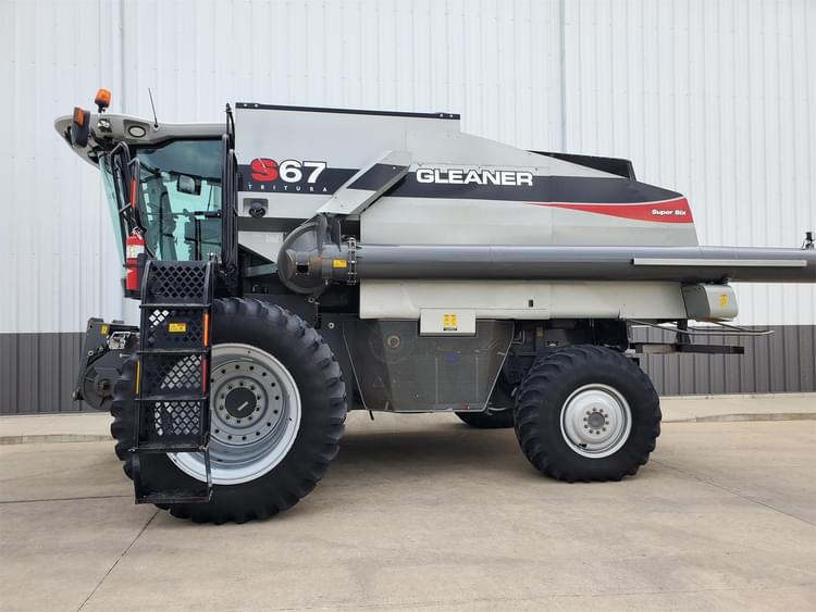 2012 Gleaner S67 Combines Class 6 for Sale | Tractor Zoom