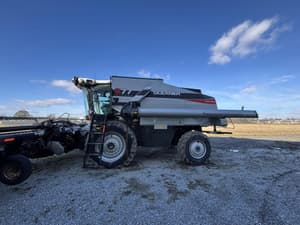 2012 Gleaner S77 Stock No. E005235 Combines For Sale with 3,118 Hrs ...
