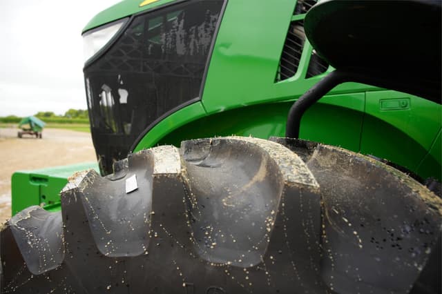 2012 John Deere 7200R Stock No. 236745619 Tractors For Sale with 2,720 ...