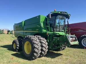 SOLD - 2012 John Deere S680 Stock No. 400817 Combines with 3,243 Hrs ...