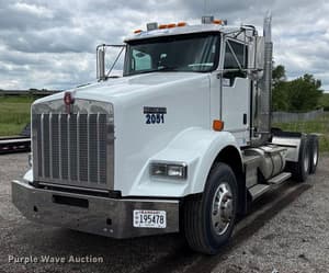 SOLD - 2012 Kenworth T800 Lot No. DR2808 Other Equipment with 592,802 ...