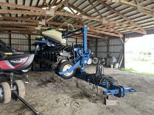 SOLD - 2012 Kinze 3660 Stock No. 515898 Planting with 31 Rows | Tractor ...