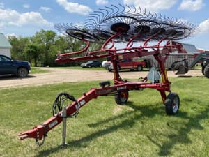 SOLD - 2013 Case IH WR102 Rake Hay and Forage | Tractor Zoom